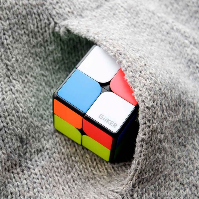🧩 Xiaomi Giiker 2x2 I2: il futuro dello speedcubing connesso!