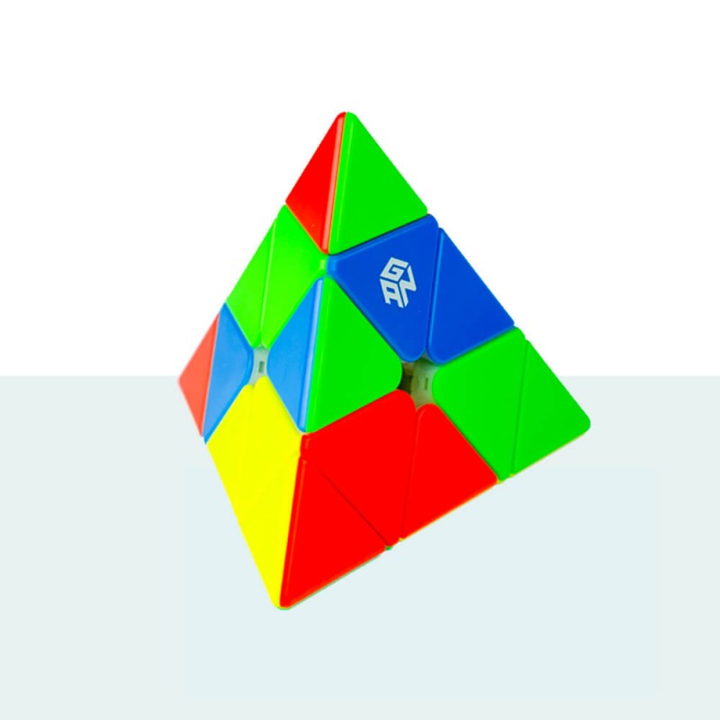 Acquista GAN Pyraminx M Standard - kubekings.it