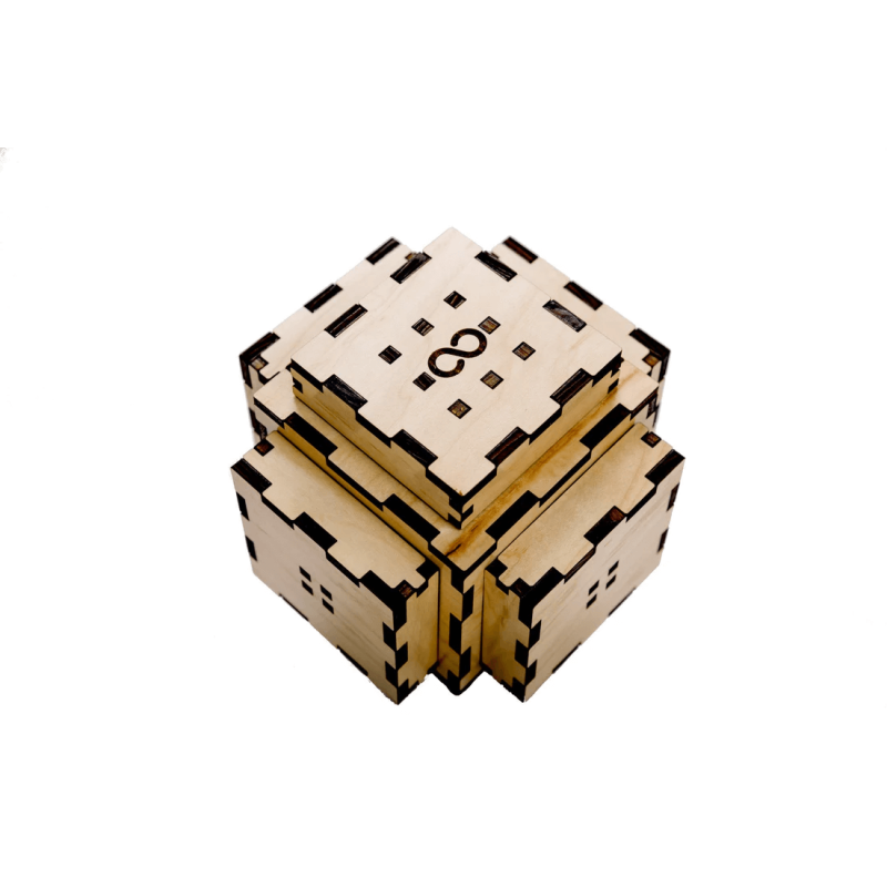 Infinite Loop Games Nova - Scatola Segreta - kubekings.it